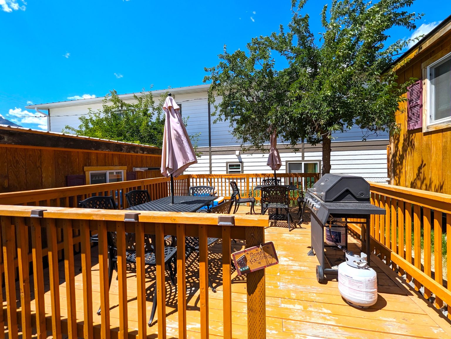 Airbnb & Vrbo Yellowstone - Your Ideal Vacation Rental Cabins